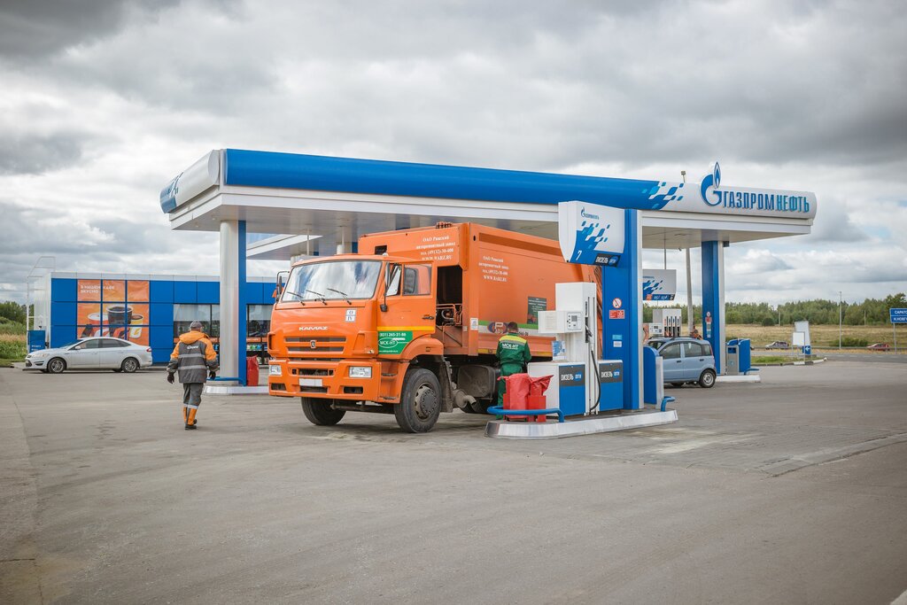 Benzin istasyonu Gazpromneft, Nijegorodskaya oblastı, foto