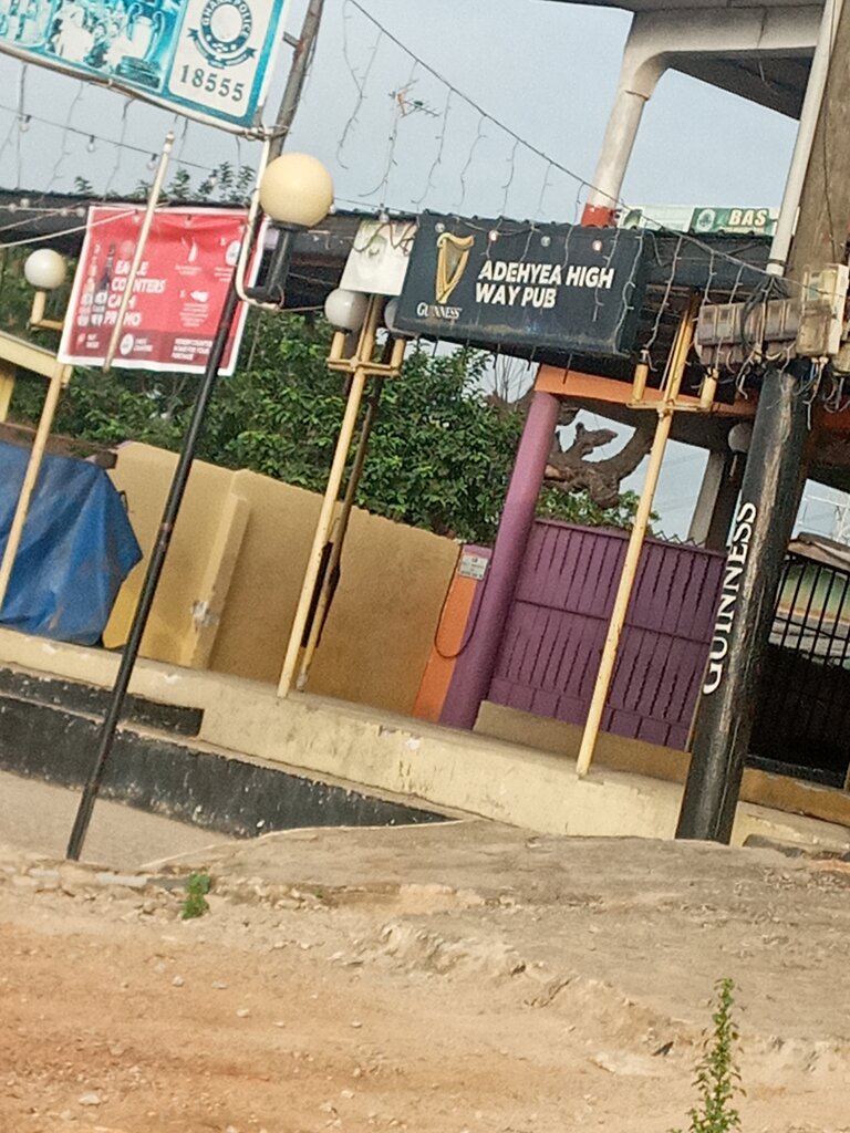 Bar Adehye3 Highway Pub, Dünya, foto