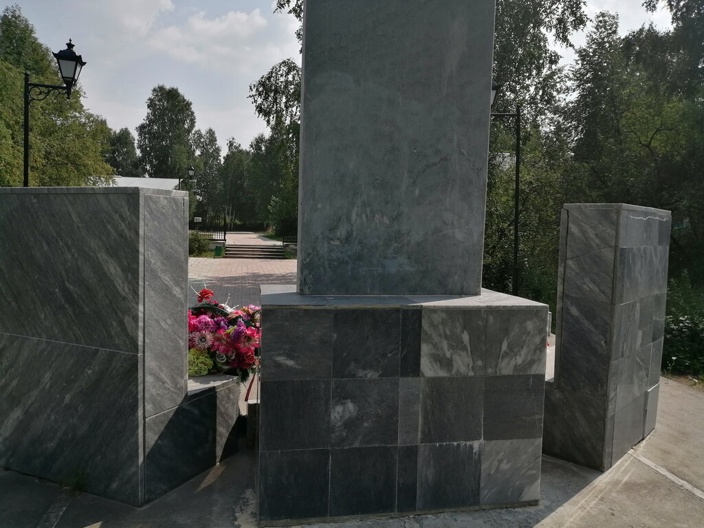 Anıt, heykel Участникам Великой Отечественной войны, Hantı‑Mansi Özerk Okrugu, foto