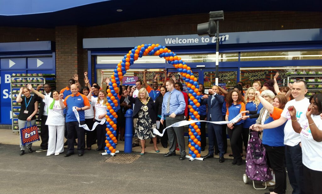 i̇ndirim ve fırsat sistemleri B&m Home Store, Londra, foto