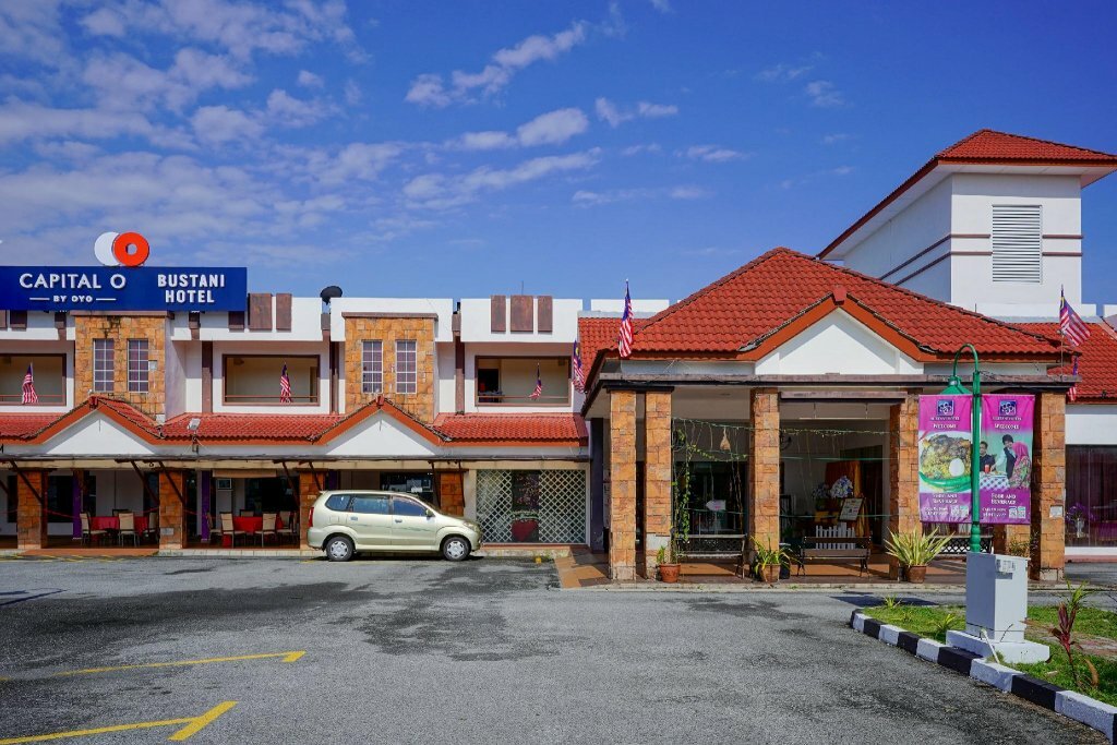 Otel Capital O 89658 Bustani Hotel, , foto