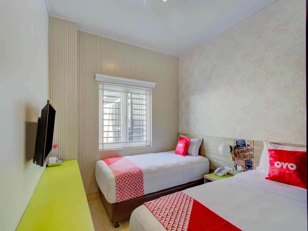 Otel Oyo 4005 Bunga Dahlia Guest House, Cakarta, foto