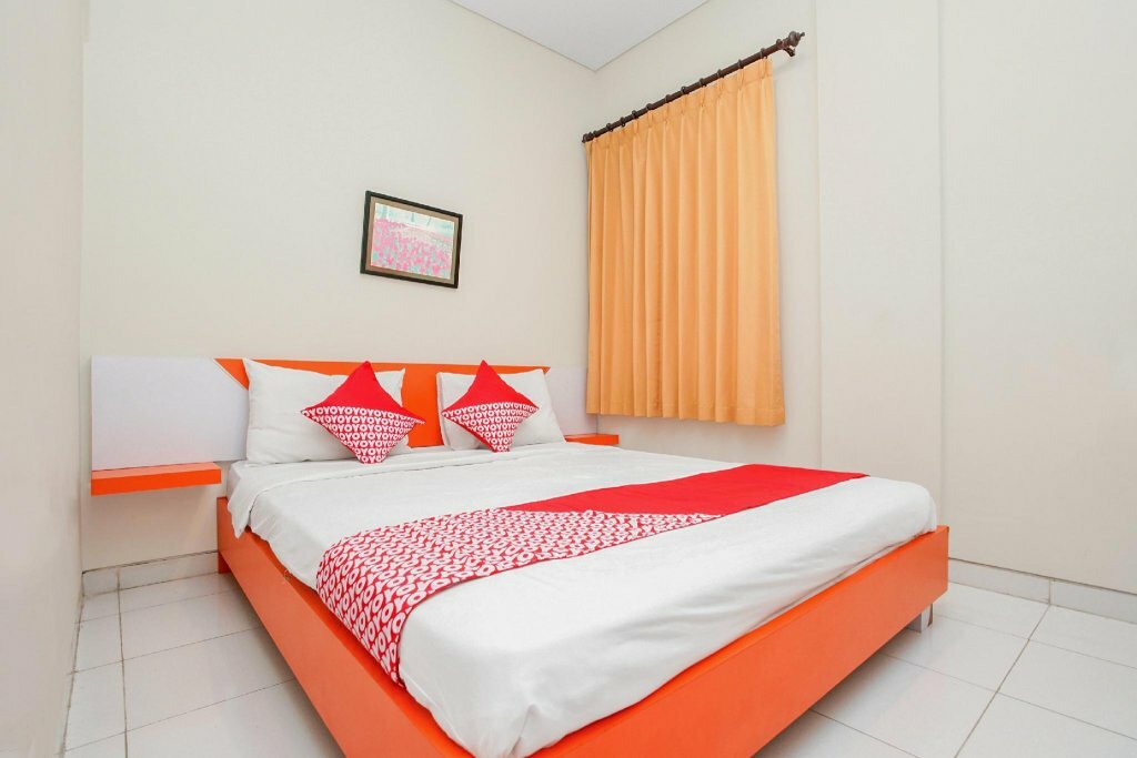 Otel Oyo 748 Comfitel Tenggilis, Surabaya, foto