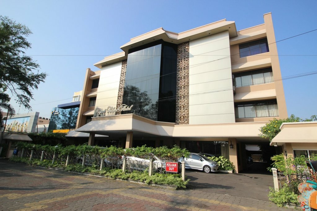 Otel RedDoorz Premium @ Slamet Riyadi 2, Surakarta, foto