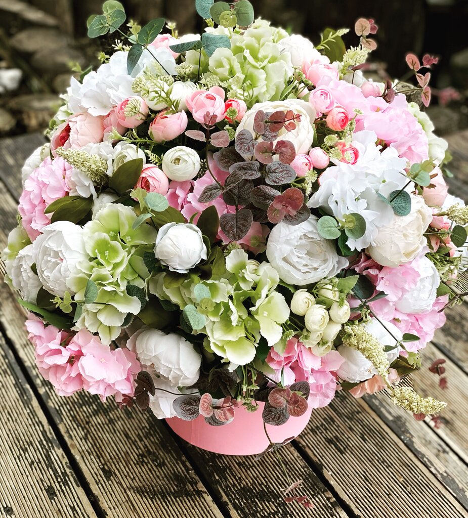 Çiçekçiler Луи Бутон Flowers, Moskova, foto