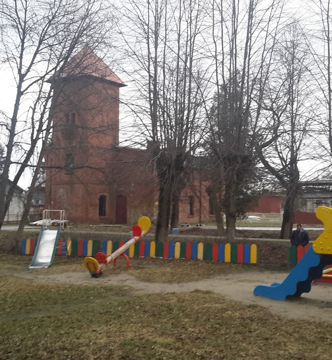Şapel, haç anıtı Часовня Риппена, Kaliningradskaya oblastı, foto