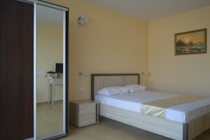 SoLaris (Курортная улица No:1К, посёлок городского типа Курортное), otel  Kırım Cumhuriyeti'nden