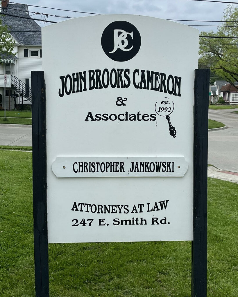 Avukatlar John Brooks Cameron & Associates, Medina, foto