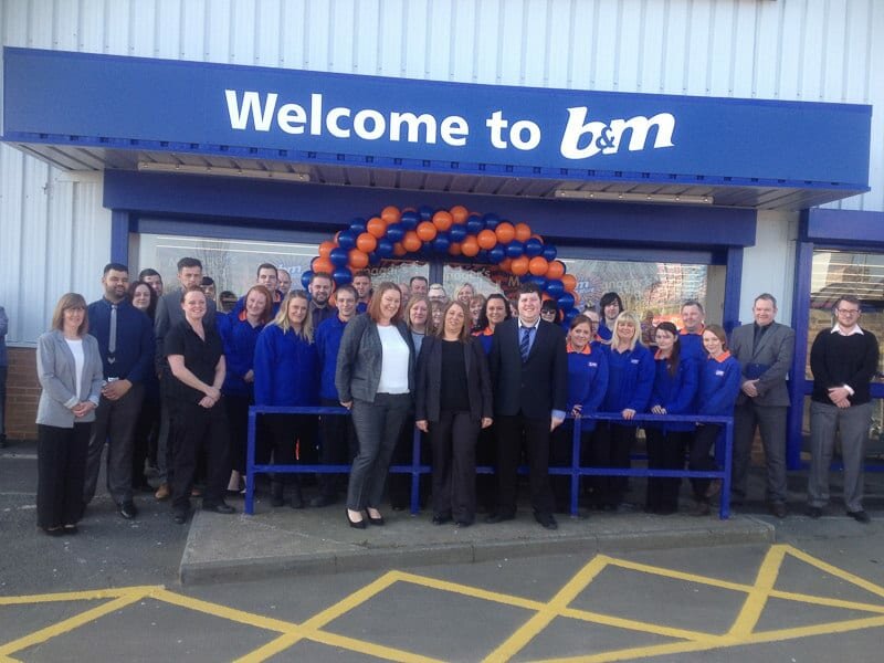 Şans oyunları B&m Home Store with Garden Centre, İngiltere, foto