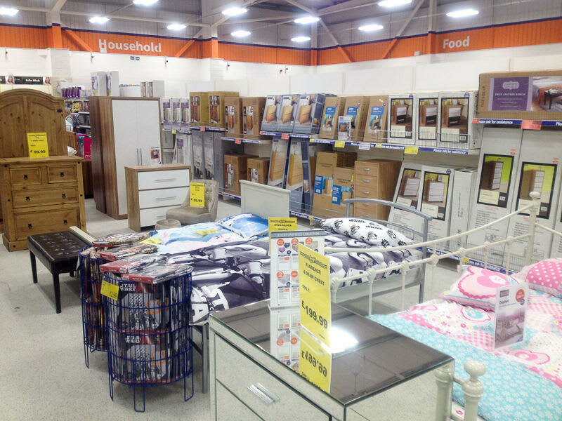 Şans oyunları B&m Home Store with Garden Centre, Kingston upon Hull, foto