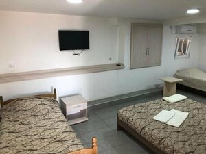Hotel Harmonija (municipality of Kumanovo, Village of Dolno Konjare), otel  Dünya'dan