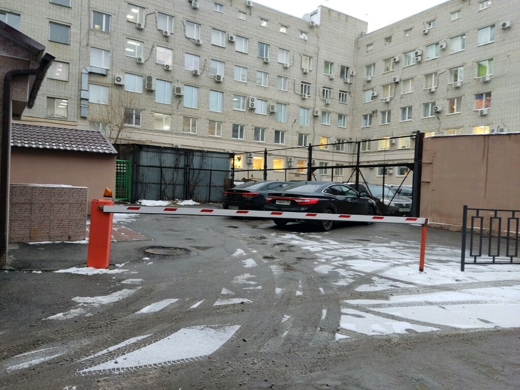Otoparklar Парковка, Saratov, foto