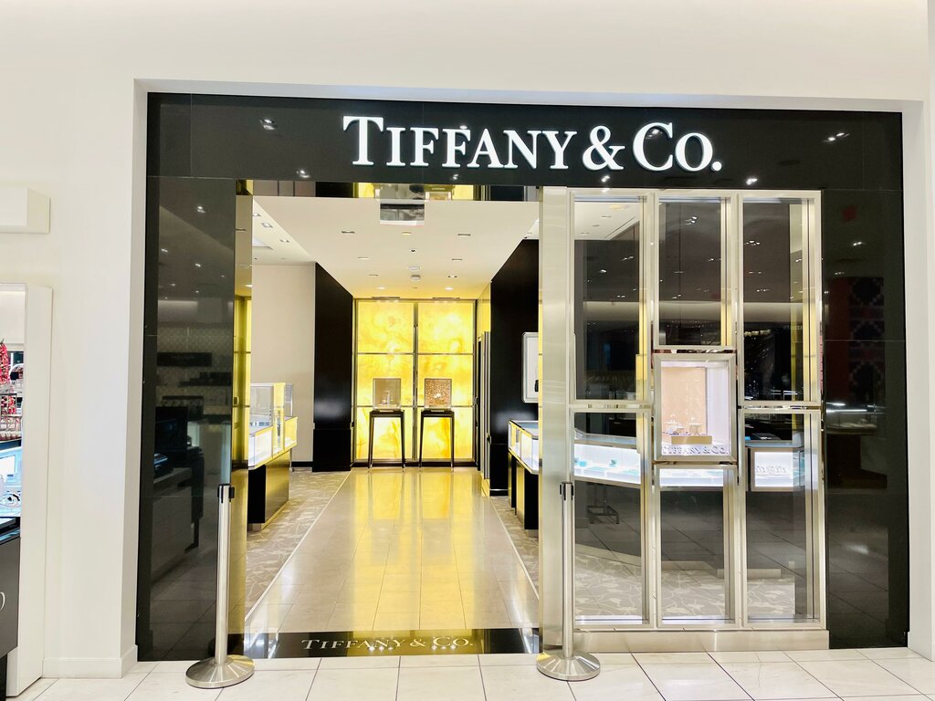 Hediyelik eşya mağazaları Tiffany & Co, Calgary, foto