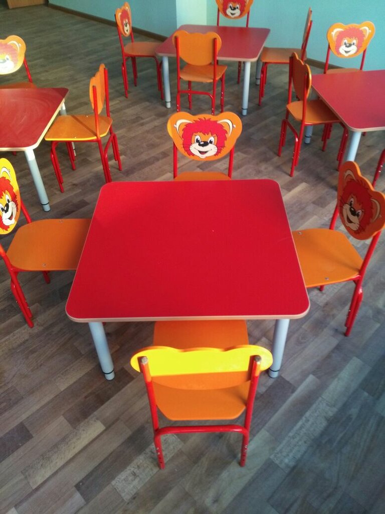 Mobilya fabrikaları Kengurenok kroshka.ru Yevro-Ofis-2000, Verhniaya Pyşma, foto