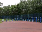 Тренажерная площадка (Pskov Region, Velikiye Luki, Dyatlinka Island), spor alanı  Velikie Luky'den