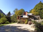 Отель Чинара (Карачаевская улица No:94, курортный посёлок Домбай), otel  Karaçay‑Çerkez Cumhuriyeti'nden