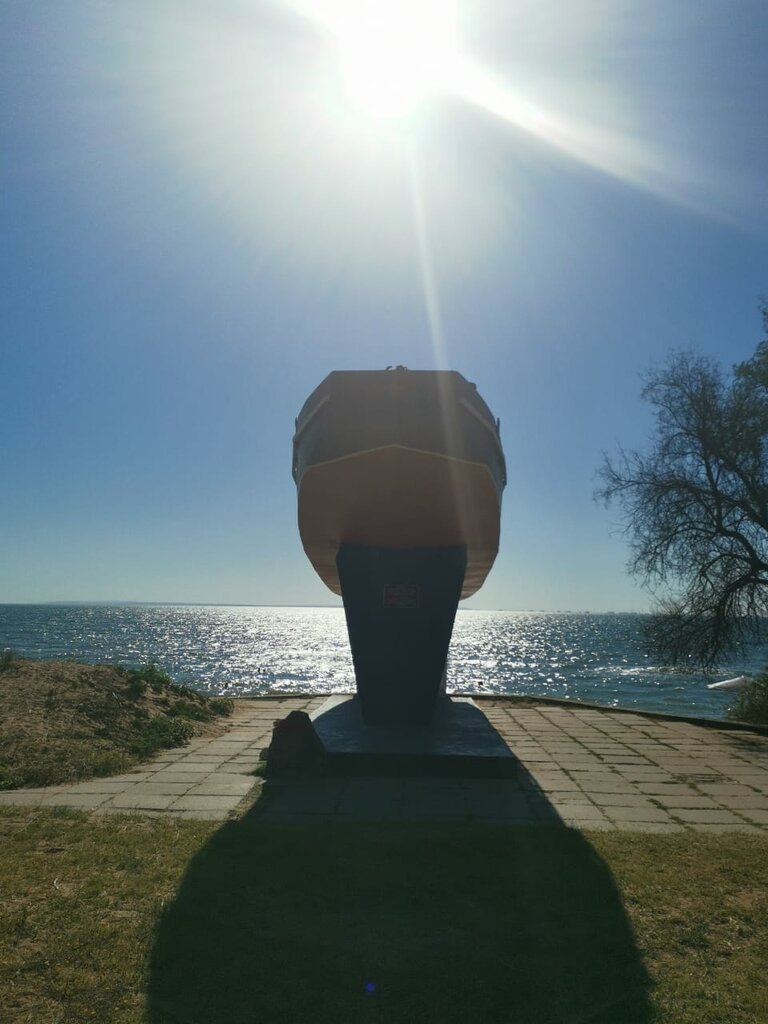 Teknoloji anıtı Мотобот, Kerç, foto