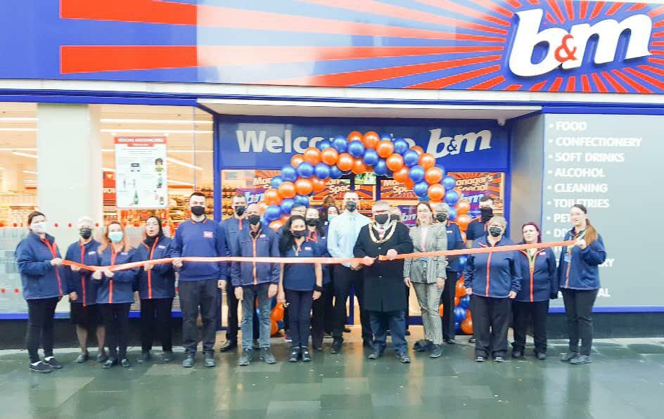 i̇ndirim ve fırsat sistemleri B&m Store, Bedford, foto