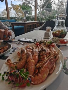 BarabulaBar (набережная имени В.И. Ленина No:15Е), kafe  Yalta'dan