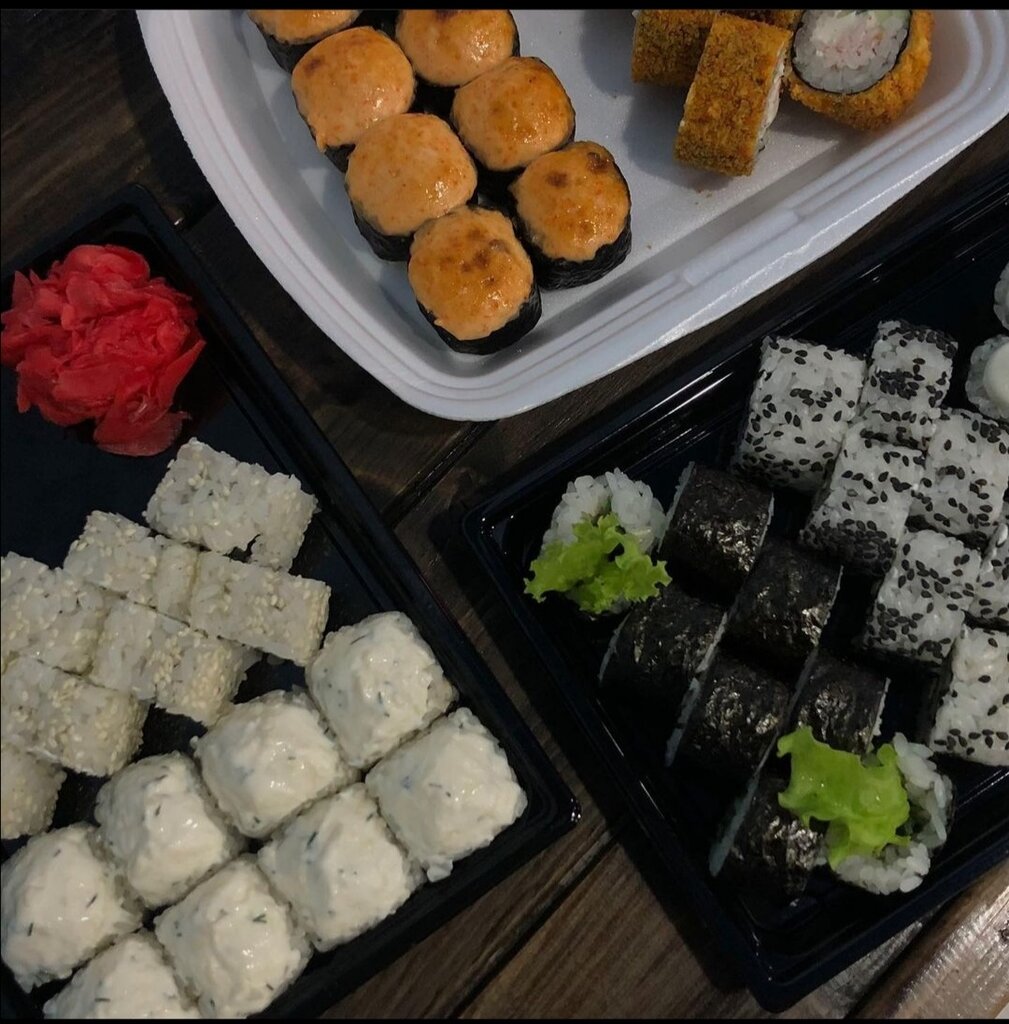 Suşi restoranı Sushirollnya, Astrahan, foto