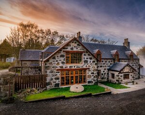 The Lodge at Edinbane (Scotland, Highland, Isle of Skye), otel  Highland Konsey Alanı'ndan