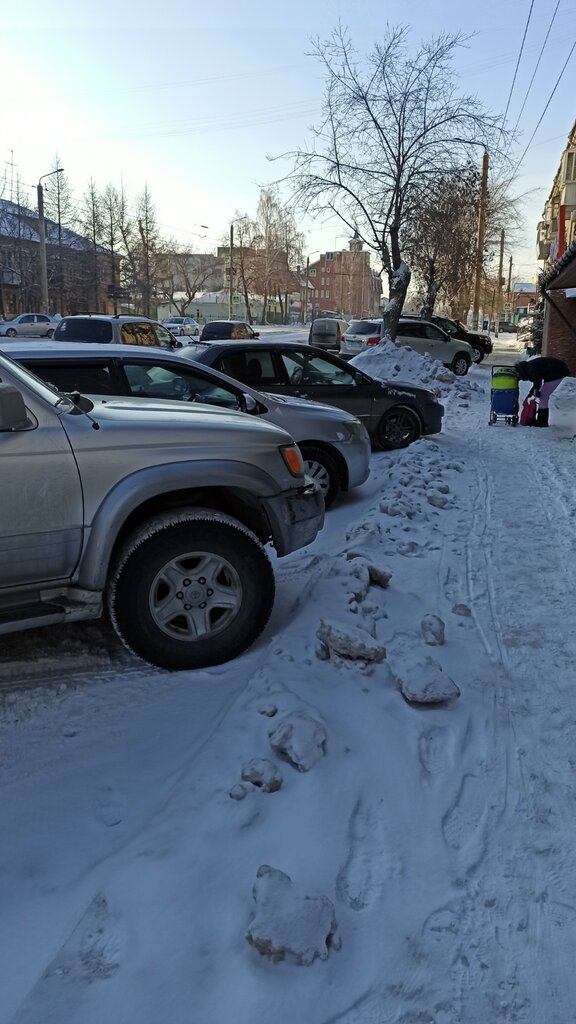 Otoparklar Автомобильная парковка, Çeliabinsk, foto