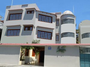 Hostal Macaw (Guayas, Guayaquil), otel  Guayaquil'den