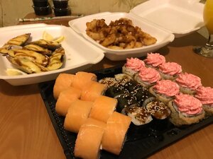 Sushi Sam (No:125, mikrorayon Beryozovy, rabochiy posyolok Markova), suşi restoranı  İrkutskaya oblastından