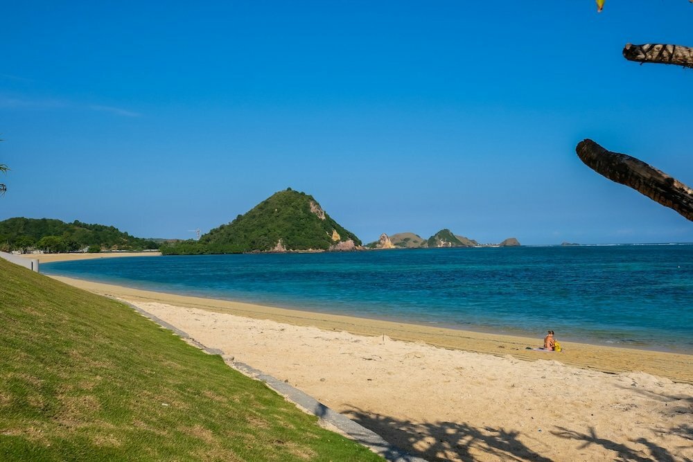 Otel Lamancha Homestay by Oyo Rooms, , foto