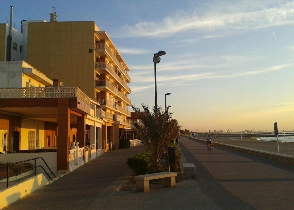 Otel SingularStays El Faro, Valensiya, foto