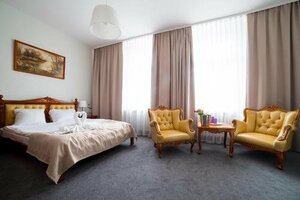 Opolanka Restauracja & Hotel (Opole, ulica Dworska, 2), otel  Opole'den
