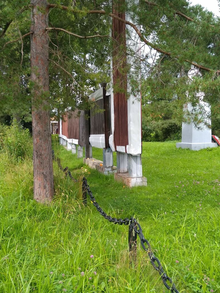 Anıt, heykel Погибшим воинам-землякам, Kostromskaya oblastı, foto
