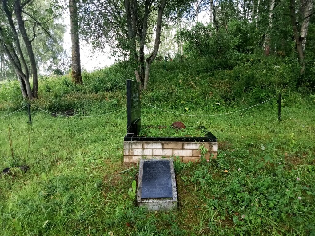 Anıt, heykel Воинское захоронение, Smolenskaya oblastı, foto