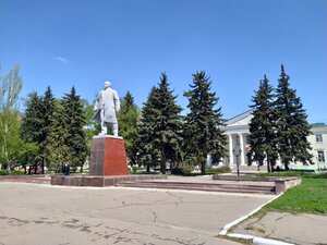 В.И. Ленин (Khartsyzk, ploshcha Lenina), anıt, heykel  Khartsizk'ten