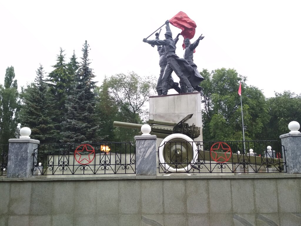 Anıt, heykel Мемориал Великой Отечественной войны, Meleuz, foto