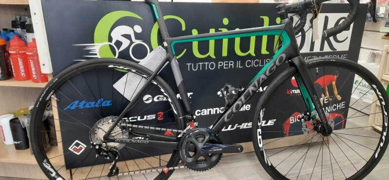 Giyim mağazası Cuiuli Bike, Calabria, foto