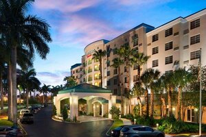 Courtyard Fort Lauderdale Airport & Cruise Port (Florida, Broward County, Dania Beach), otel  Dania Beach'ten