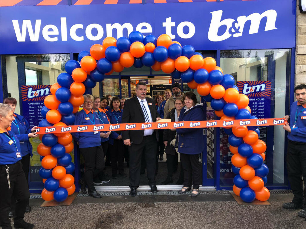 Şans oyunları B&m Store, İngiltere, foto