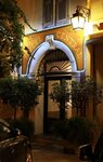 Hotel Central Bastia (Rue Miot No:3, Bastia), otel  Bastia'dan
