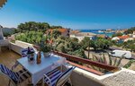 Awesome Home in Banjol With Wifi and 2 Bedrooms (Primorje-Gorski Kotar County, Rab, Banjol), kısa süreli konaklama