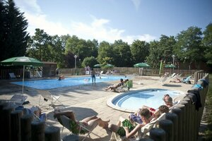 Camping de Lyon (Rhone, Arrondissement de Lyon, Dardilly, Avenue de la Porte de Lyon), otel