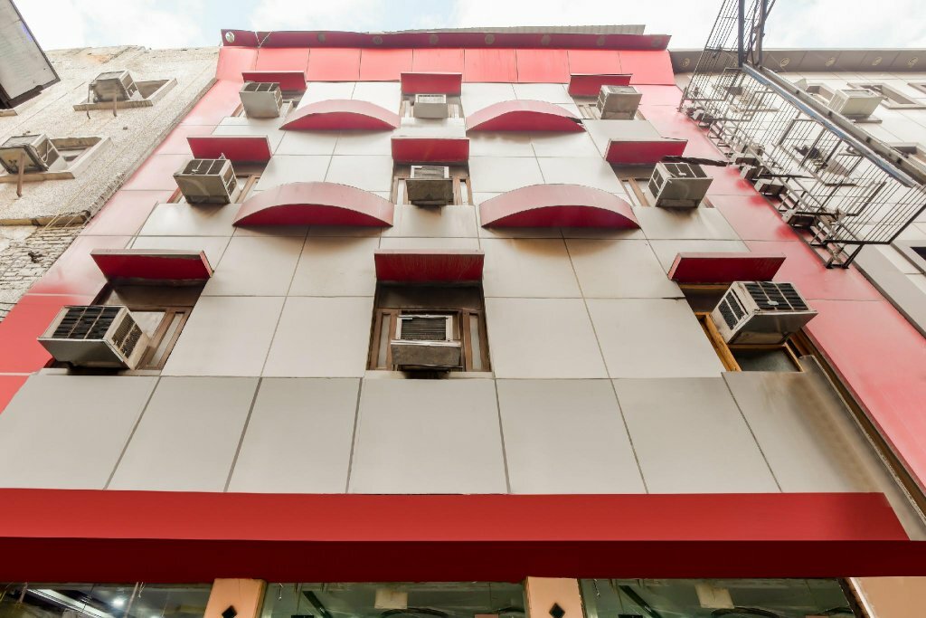Otel Oyo 67901 Hotel Yugh Dx, Delhi, foto