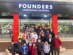 Founders Language School (Bunyodkor shoh koʻchasi No:8G, Shaykhantahur District), yabancı dil kursları  Taşkent'ten