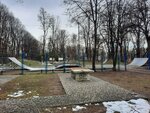 Скейтпарк (Ivano-Frankivska Region, Nadvirna, park imeni Ivana Franka), spor alanı  Nadvornaya'dan