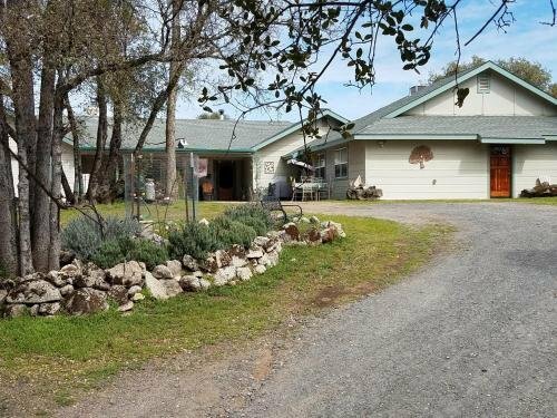 Otel Yosemite Nights Bed & Breakfast, Kaliforniya Eyaleti, foto