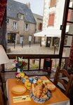 Au Fin Gourmet Hôtel & Terrasse (Pays de la Loire, Loire-Atlantique, Arrondissement de Saint-Nazaire, Le Croisic, Place du Pilori, 1), otel