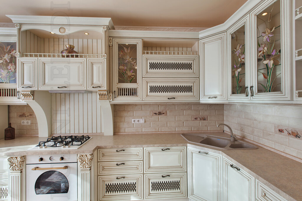 Mobilya fabrikaları Kuhni-Lebedi, Penza, foto