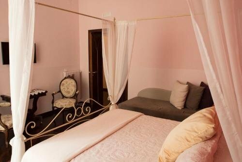 Otel B&b Domus Garibaldi, Salerno, foto