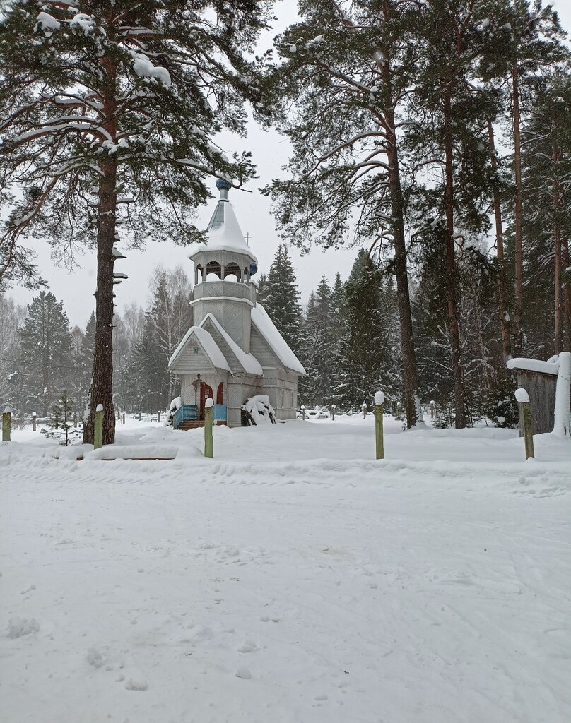 Ortodoks kiliseleri Tserkov Ksenii Peterburgskoy V Ostrovskom, Kostromskaya oblastı, foto