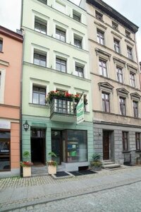 Green Hostel (Kuyavian-Pomeranian Voivodeship, Toruń, ulica Małe Garbary, 10), otel  Torun'dan